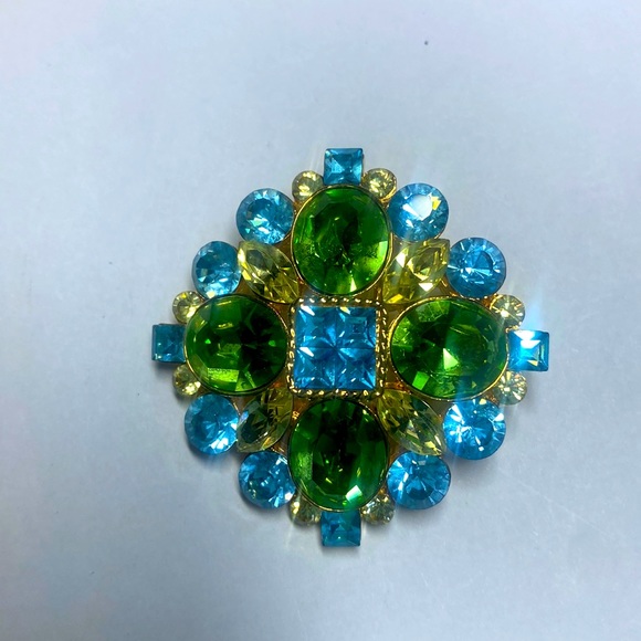 Joan Rivers | Jewelry | Rare Vintage Signed Joan Rivers Aurora Borealis ...